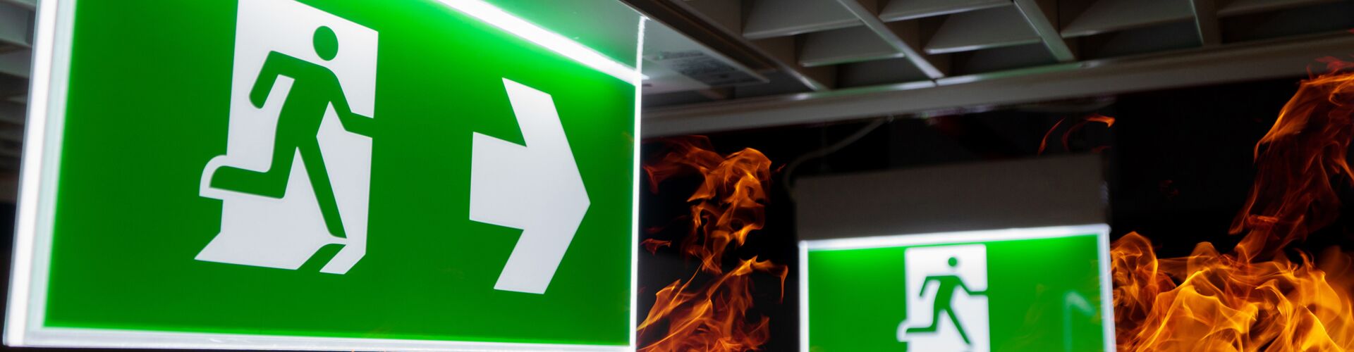 Escape an rescue route signs, Brandschutz Service Berlin